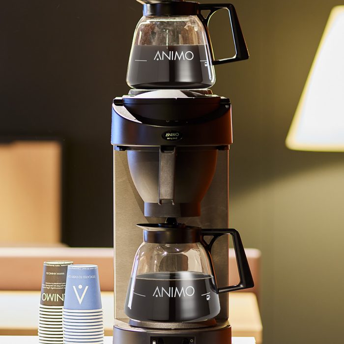 Glass jug coffee makers